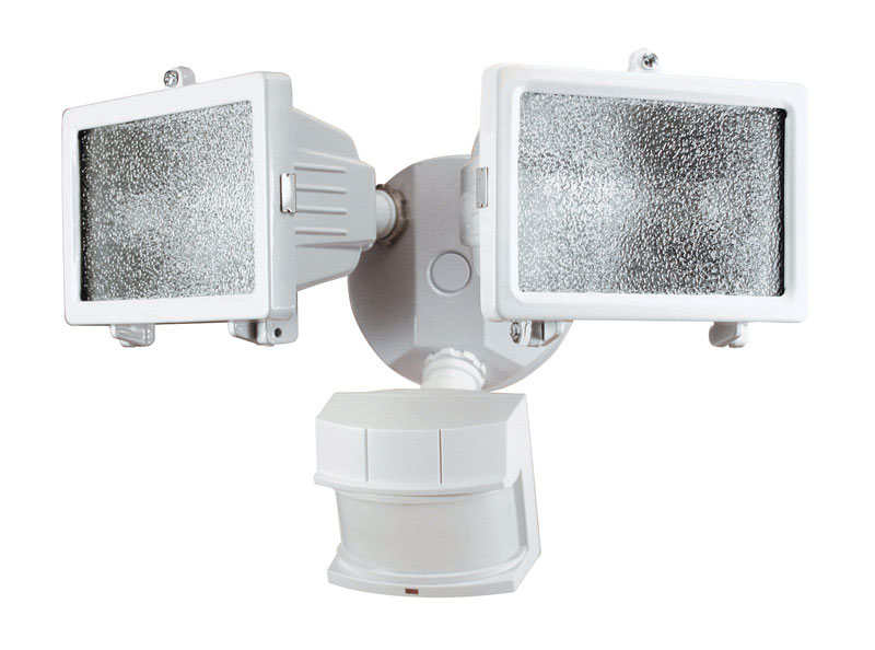 Heath Zenith White Metal Security Light Motion-Sensing Halogen 150 ...